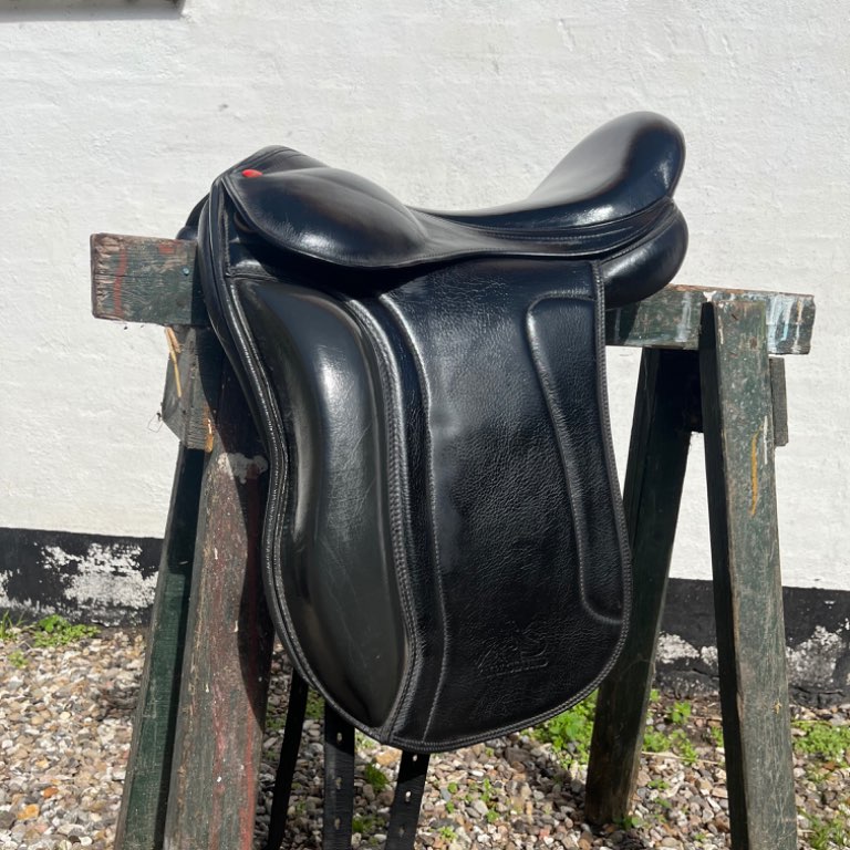 Isfaxi - køb og salg af islandske heste